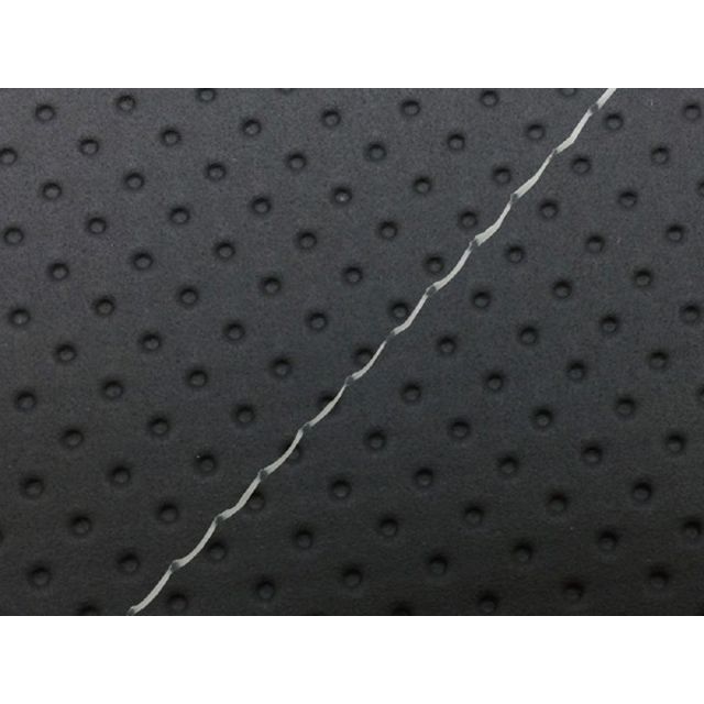 ●メーカー名：グロンドマン / Grondement●商品名：FZ1 フェザー（10年〜）タンデム（リア側） グロンドマン国産シートカバー 張替（フルエンボスブラック）●仕様 透明ステッチ・仕様：黒ステッチはこちら・仕様：赤ステッチはこちら...