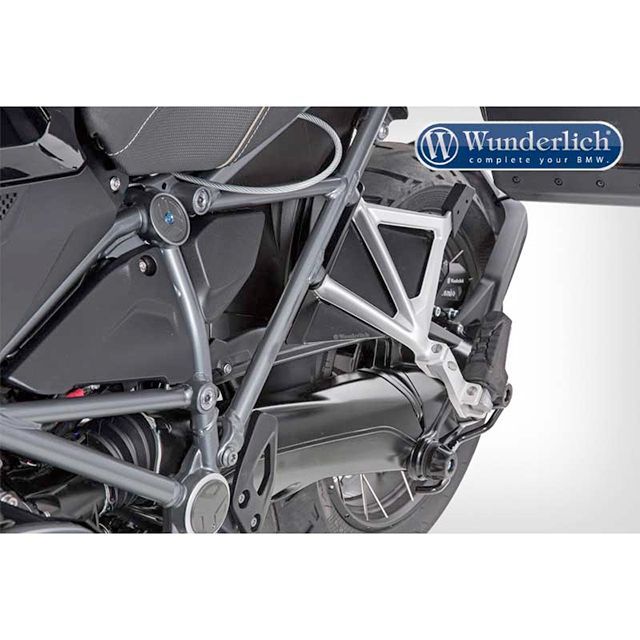 ●メーカー名：ワンダーリッヒ / Wunderlich●商品名：リアサイドスプラッシュガード●カラー ブラック●メーカー品番：W26002-002●JANコード：4053196019482本国に在庫がある場合、納品まで2〜3週間ほどお時間を...