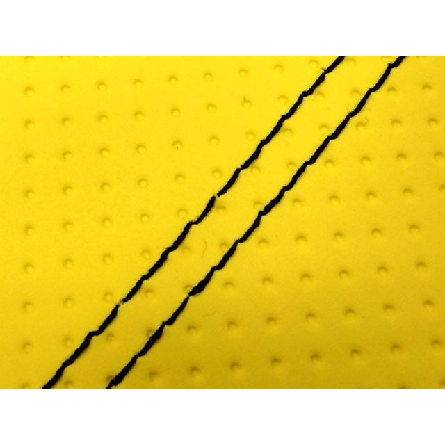 ●メーカー名：グロンドマン / Grondement●商品名：ライブディオ（AF34/35） 国産シートカバー エンボスイエロー●タイプ 張替 仕様 黒ダブルステッチ●メーカー品番：GH17HC250SW10●JANコード：45733176...