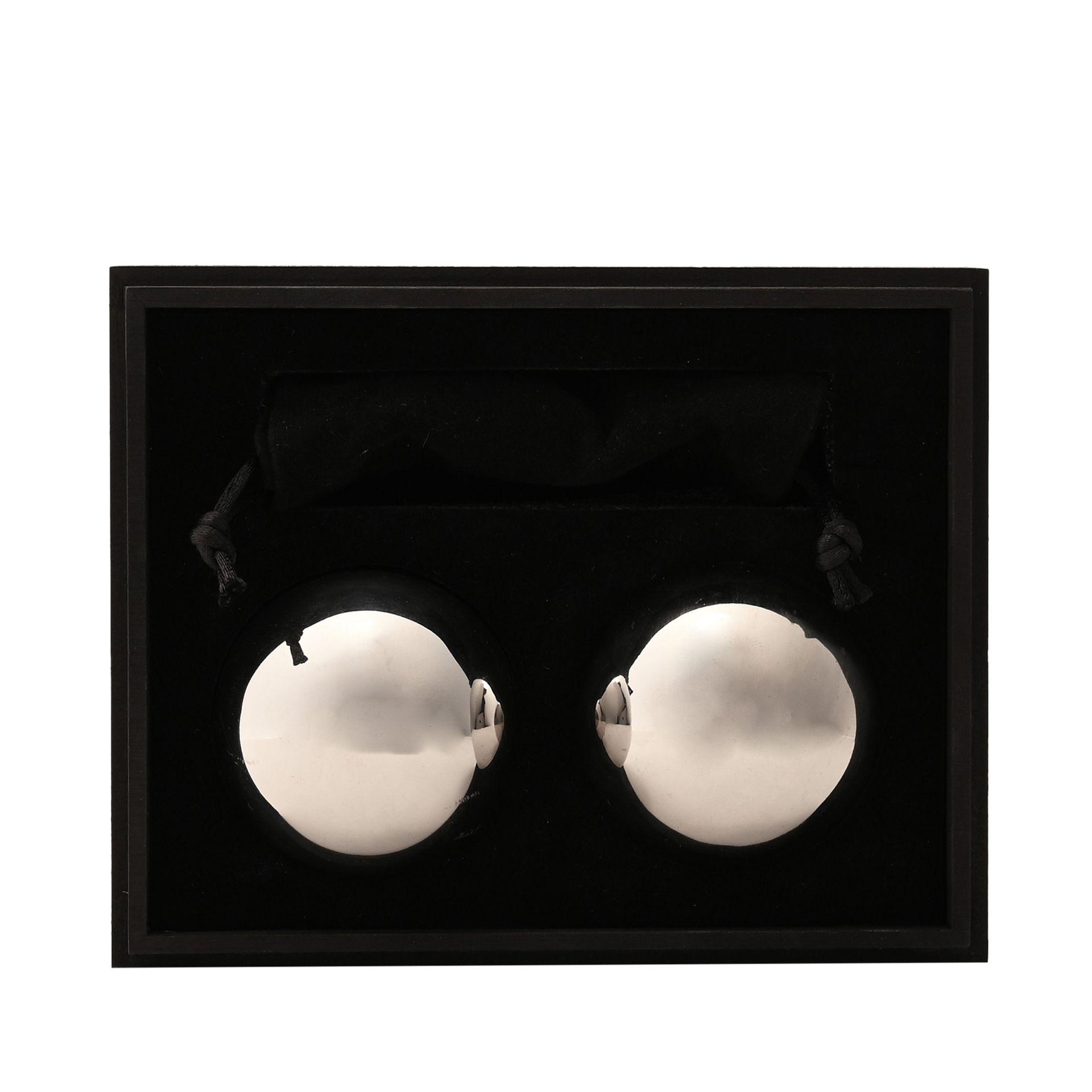 商品説明 ・ 素材: メタル。・ デザイン: プレーン。・ パッケージ: 箱入り、ポーチ。・ 簡単に使えます。カラー 01/02/2026 / UTWD3893