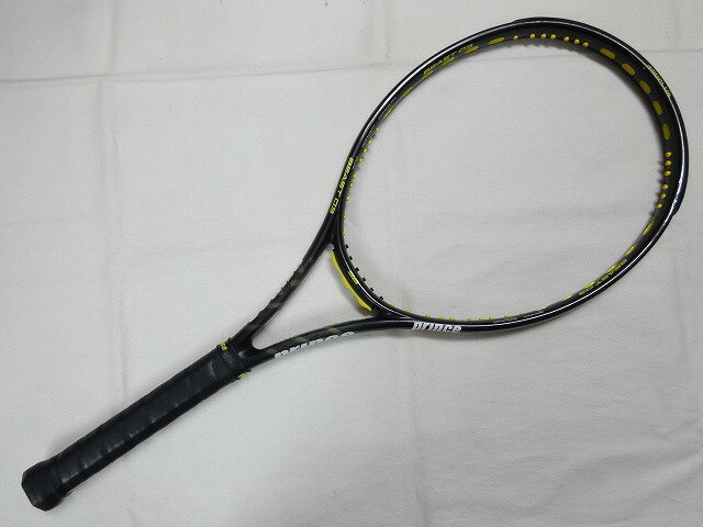 ●当ラケットは実店舗にて同時販売を行っております。 ●その為、既に販売が完了している場合もございますが、ご了承下さい。 ●当店からの注文確認メールにて注文確定とさせて頂きます。 ●中古故に、キズ等のある部分を出来る限り写真にて写しております...