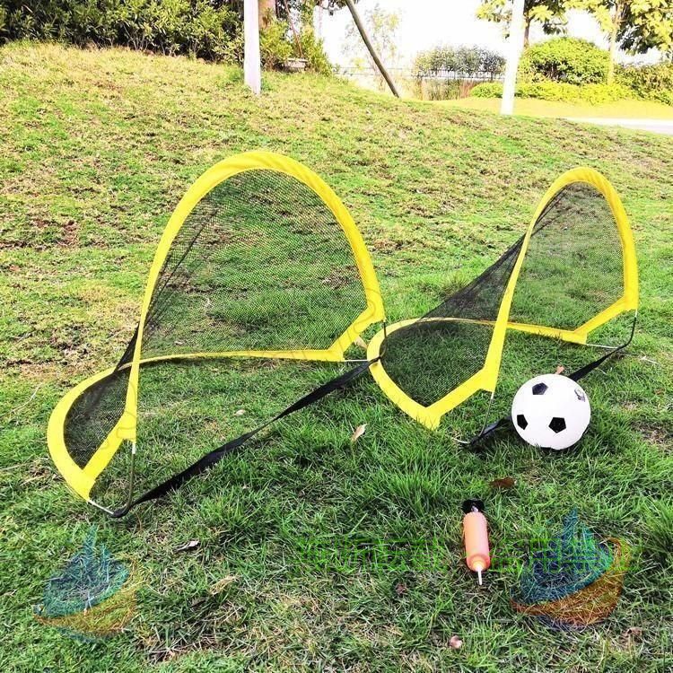 サッカーゴール練習 ミニサッカーゴール 3歳+の子供お向け 折り畳み式 取付簡単 アウトドア 室内 屋外 子供フットサルゴール ゴールネット トレーニング 商品説明 商品：サッカーゴール練習 カラー柄：写真の通り 重量：約200g セット内...