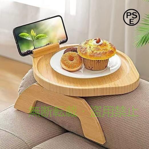 360°回転スタンド電話ホルダーは、携帯電話やタブレットに適しており、携帯電話/タブレットであらゆる角度からビデオを視聴するニーズを満たすことができます。 傷防止パッド付きの強力なグリップにより、ソファを損傷することなくしっかりと固定できま...