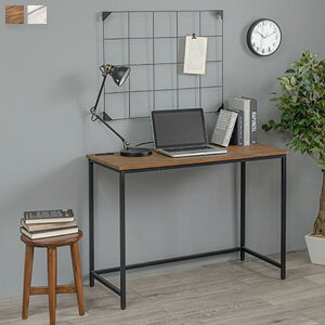 ロングデスク 幅100 LT-4672 ロングデスク単品 幅100 LT-4672 広々作業ができる幅100cmのロング設計のシンプルなデスクです。2口コンセント付きなのでデスクワークからドレッサー使いまで、多様なシーンで活躍します。フレー...