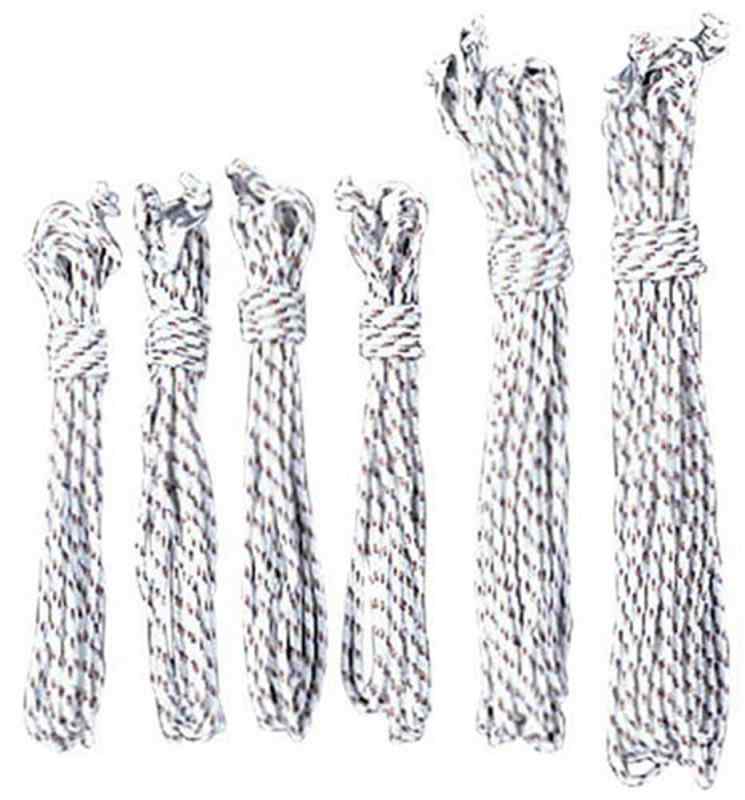 スノーピーク ロープセットPRo．レクタ TP-342-1セット内容:自在付ロープ(二又10m×2、3m×4)材質:ポリプロピレンHDタープレクタ用のロープセット予備で用意しておきたいロープと自在複数店舗にて販売をしておりますため、在庫デー...