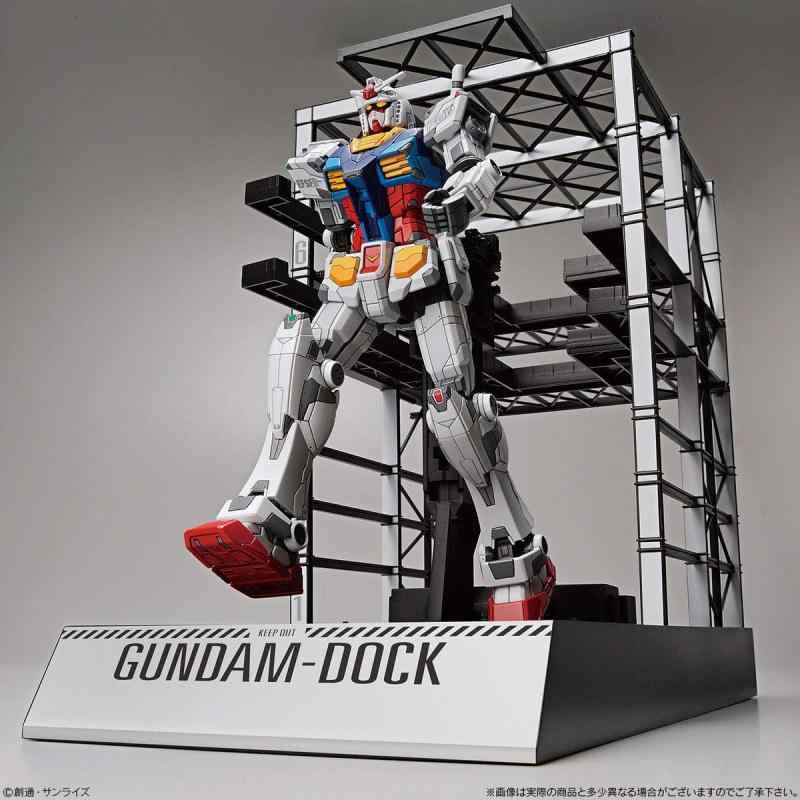 BANDAI SPRITS 1/144 RX-78F00 ガンダム＆ガンダムドック複数店舗にて販売をしておりますため、在庫データの更新が間に合わず、欠品にも関わらず、注文ができる場合がございます。その際は、キャンセルにて対応を取らせていただ...