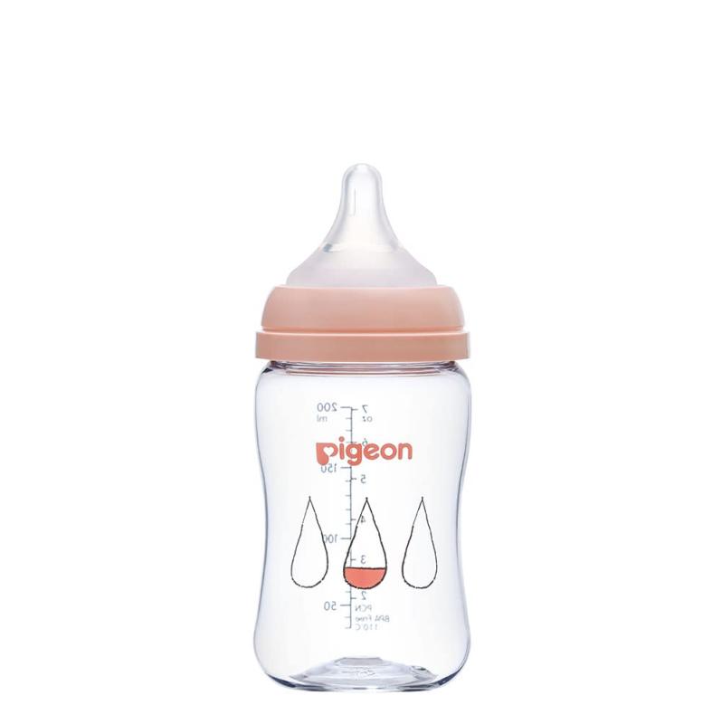 ピジョン 母乳実感 哺乳びん 300ml 軽くて割れにくいプラスチック製 Drop ガラスの様なプレミアムな透明度(T-Ester)T-Esterは食品衛生法に適合した高い透明度の新規プラスチック素材です。0カ月から、母乳実感乳首SS（丸穴...