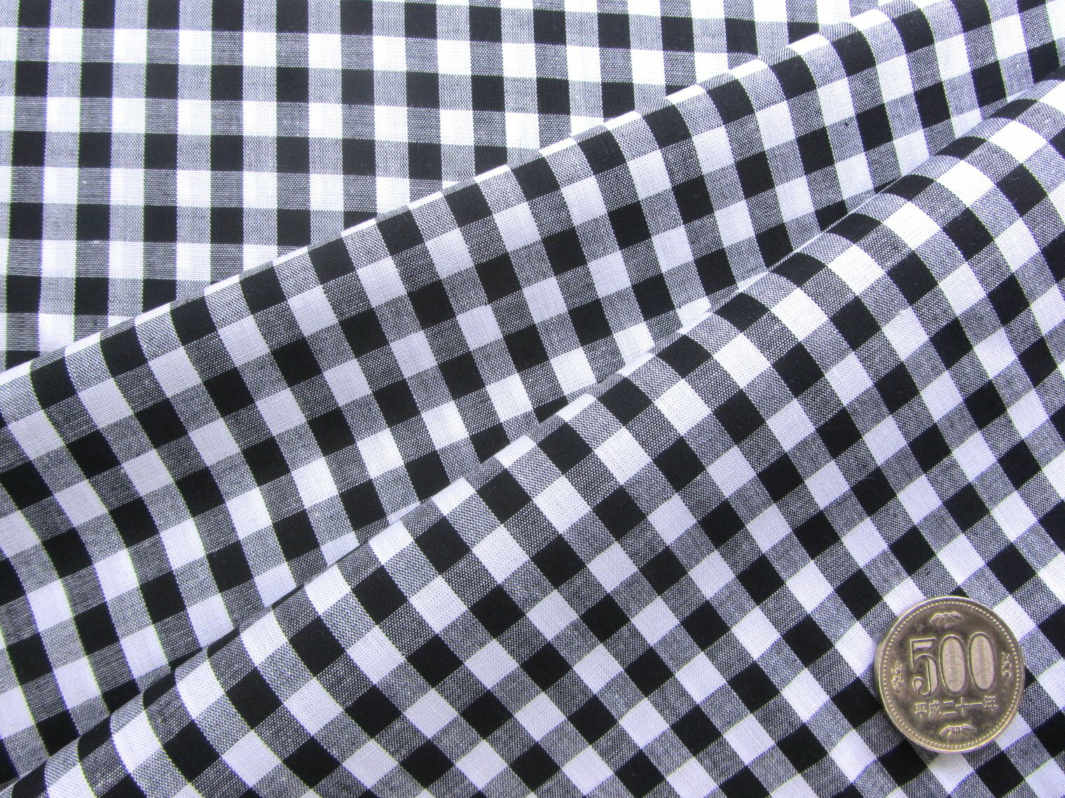 ＜アイデア次第で色々なものが作れます！＞ ●生地　先染めブロード（綿100％） 　広幅（110cm幅） 詳細は第4画像でご確認ください。