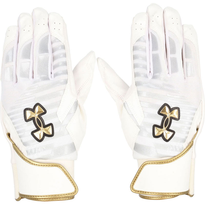 商品の説明 ウォッシャブル対応。 シープスキン風合成皮革による素手感覚のフィット感。 従来より太くしたリストがより高いホールド感を提供。 立体成型：手の構造に沿ったカッティングが、グリップ時のフィット感を高める。 両手用(ペア売り)。 両手...