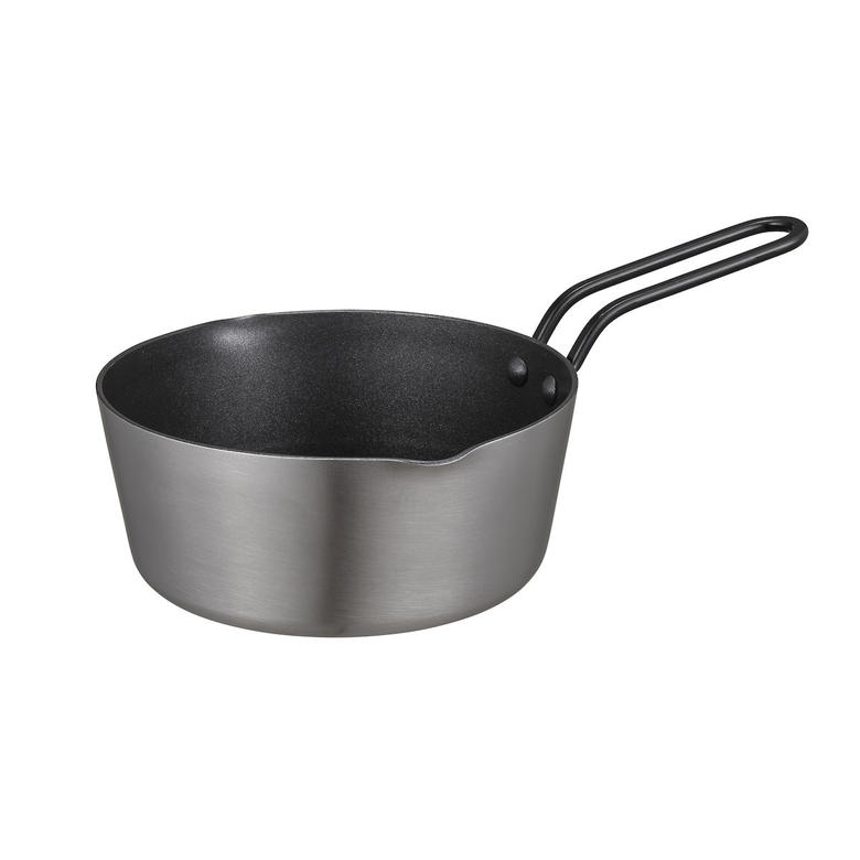 【商品情報】●カレーやトマトスープなどの“煮込み料理”におすすめなミニミルクパン。●熱伝導率も良く、野菜などもしっかりと熱を通して調理が可能です。注ぎ口の向きやハンドルの持ち方を気にすることなく、左右どちらからでも注ぐことが可能な両側注ぎ口...