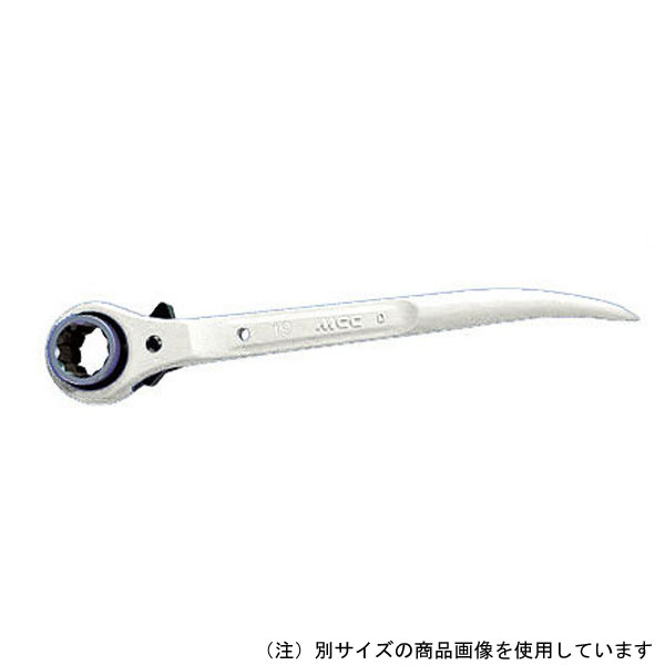 正逆は切り替え爪式です。ソケットが薄くヘッドが小さいため狭所での作業に最適です。ショートタイプ、曲がりシノ付です。【商品スペック】■対辺寸法(mm)：17×19-