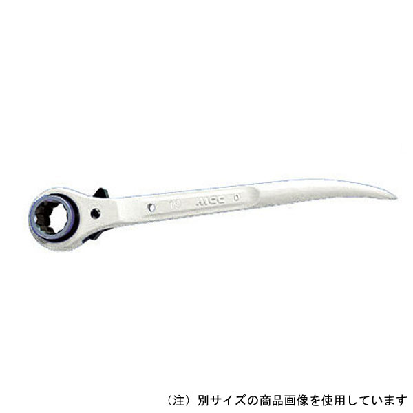 正逆は切り替え爪式です。ソケットが薄くヘッドが小さいため狭所での作業に最適です。ショートタイプ、曲がりシノ付です。【商品スペック】■対辺寸法(mm)：19×24関連商品MCC TW-68 アルミトーキレンチ 68 DIY・ガーデニング 工....