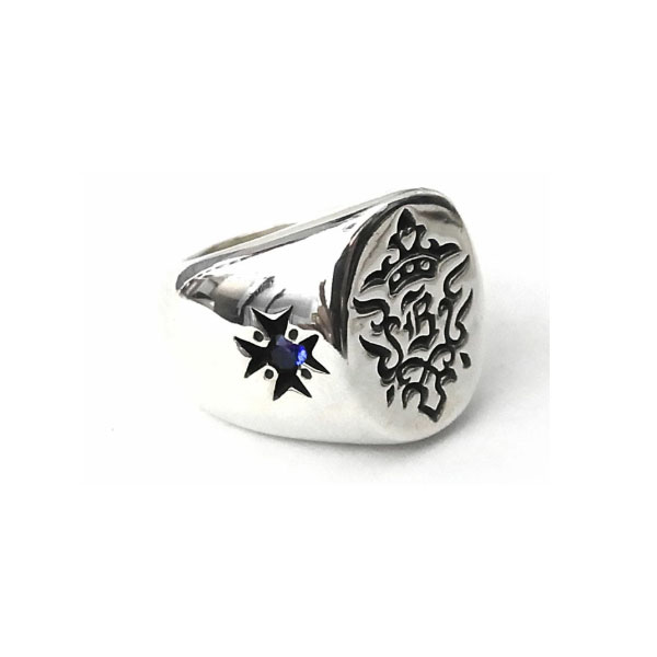 ■商品詳細■素材シルバー925/人工サファイアサイズ付属ギャランティーカード、専用ポーチ注意お使いのモニターにより発色の見え方が異なる場合もございます。詳細