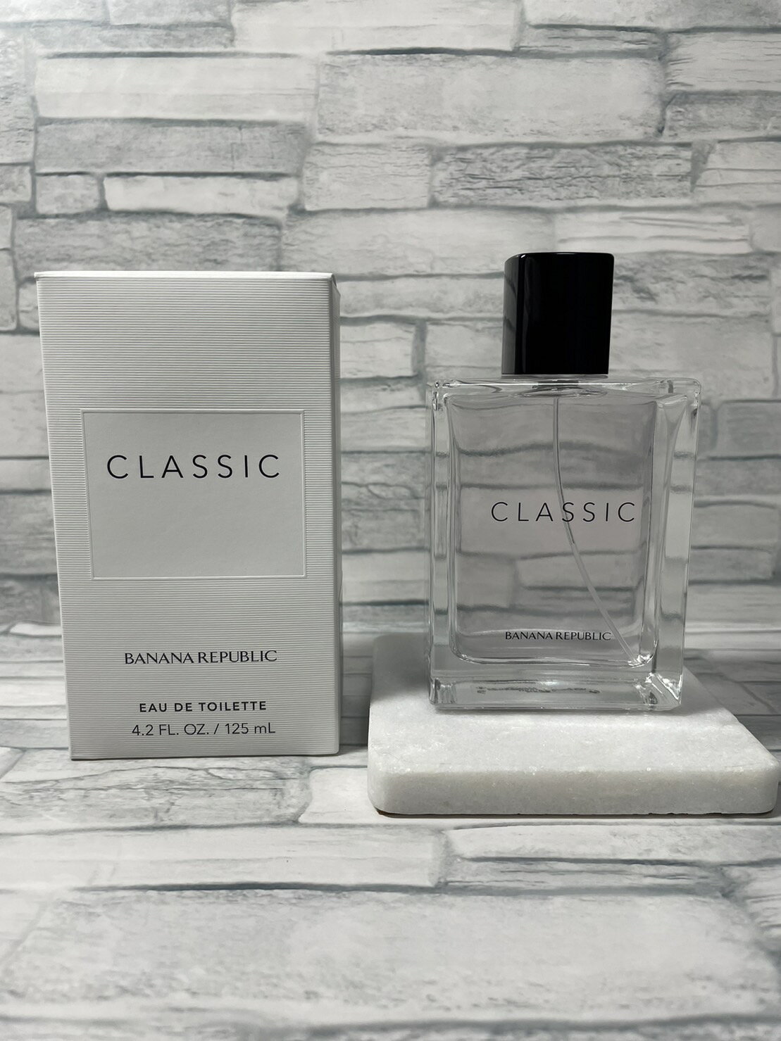 商品情報 商品名 バナナリパブリック BANANA REPUBLIC クラシック 125ml カテゴリ 香水 商品詳細 柑橘系にムスクの優しさもプラス。 ライトに香り、みずみずしく、清潔感あふれるクリーンな印象を演出してくれます メーカー名...