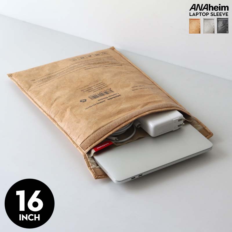 商品詳細 ANAheim Laptop Sleeveが多くのご要望に応え、16インチ対応サイズを追加してリニューアル。超軽量・高耐久素材を採用したノートパソコンケースです。 本体には、DUPONT社製の高機能素材Tyvek(タイベック)を採...