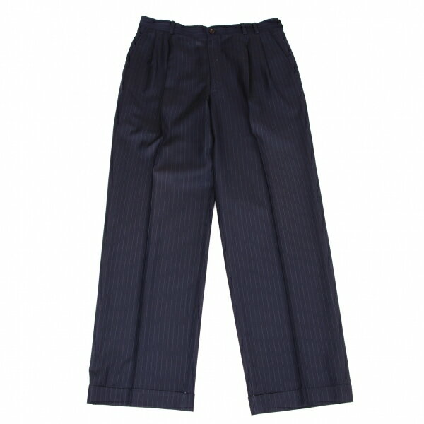 パパスPapas GUABELLO SUPER130'S ウールチョークストライプダブルパンツ 紺L商品コード：K-137922コンディションランクコンディション詳細股裏地・右足裾裏にシミ、ウエスト見返しにスレがあります（写真参照）。その他...