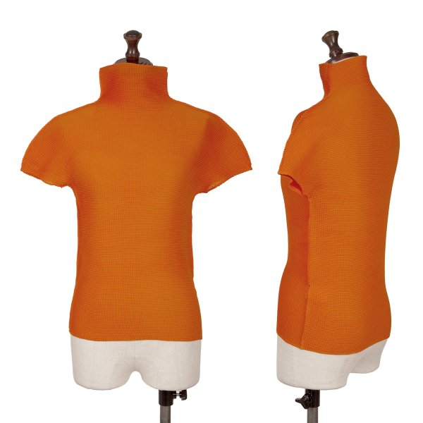 イッセイミヤケ ミーISSEY MIYAKE me ストレッチプリーツハイネックTシャツ オレンジF商品コード：K-162136コンディションランクコンディション詳細透け感があります。目立ったシミ、汚れ、ほつれ等なくいい状態です。クリーニン...
