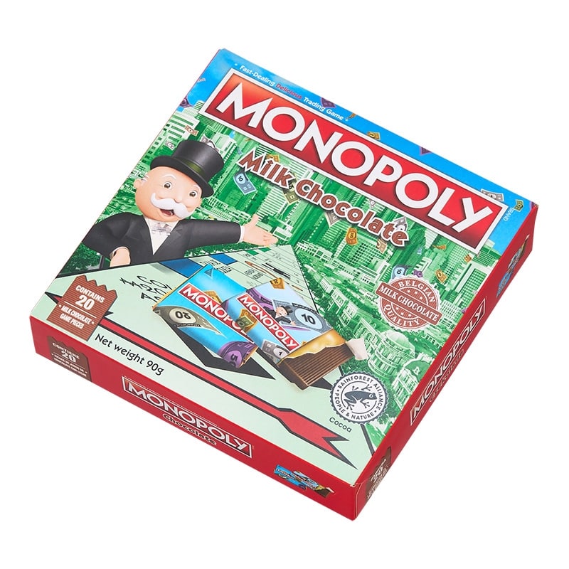 PLAZA限定！おなじみのMONOPOLYのゲームとチョコレートが合体した、ユニークなお菓子とゲームのセットです。パッケージ裏のQRコードをスキャンすると日本語の説明書が見られます。遊びながらチョコレートが食べられる、パーティーなどで盛り上...