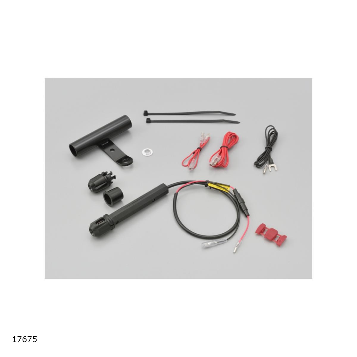 メーカー名：デイトナメーカー品番：17675◆USB電源付きでハンドル周りスッキリ！◆ミラー取付部に装着可能◆バーリングワッシャー付属でM10ミラー、M8ミラー両方に対応します◆ステー中央にスマホなどの脱落を防止するためのワイヤーを通す穴が...