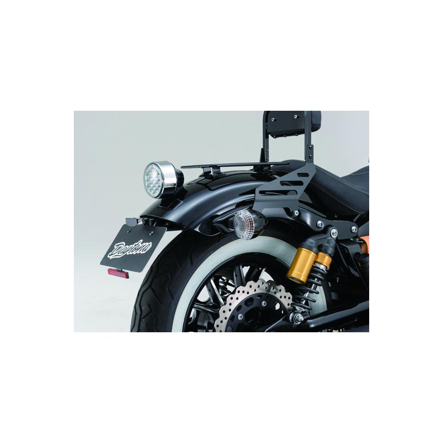 メーカー名：デイトナメーカー品番：90996適合情報：ヤマハ[YAMAHA] BOLT [ボルト XVS950R]説明純正ライセンスランプを使用するフェンダーレスに比べ、より「軽量化」「コンパクト化」が可能になりました。専用取付ステーのほか...