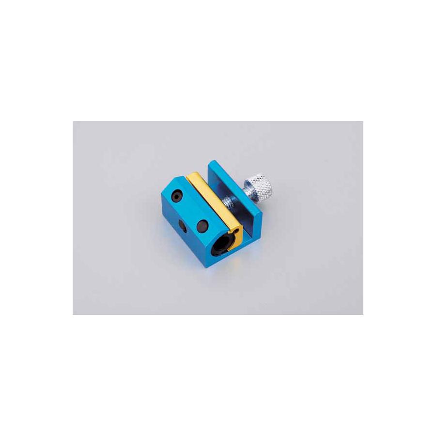 メーカー名：デイトナメーカー品番：44326説明ブレーキやクラッチケーブルのメンテナンスには欠かせないアイテム。2段構造のホールドラバーを採用し、ほとんどのワイヤーに取付可能。ホールドラバー内径φ8、φ6。● ケーブルアウターの径がφ6以下...