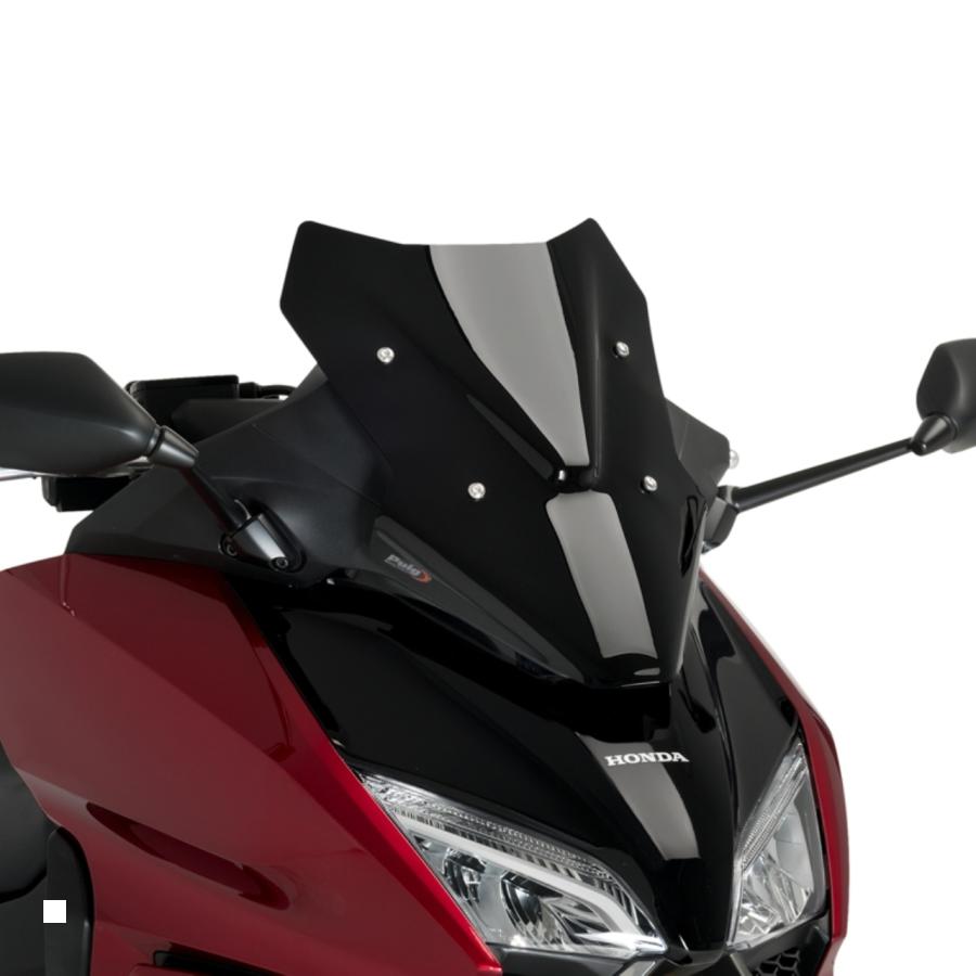 メーカー名：プーチメーカー品番：20578N軽快感を演出するスポーツタイプスクリーン。ショートスクリーンの特性を活かし、乱流を最小限に抑え、風をバランスよく左右に流すことで、車両の安定性を向上させ、ライダーの負担も軽減します。クリアな視界と...