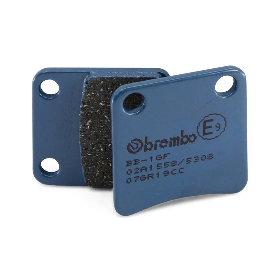 メーカー名：ブレンボ セリエオロメーカー品番：07GR19CCオーガニックコンパウンドを進化させより高いカーボン含有量を特徴とするブレーキパッド「CC（カーボンセラミック）」。低温から高温、ウエットやドライの路面などに左右されにくく、高いコ...