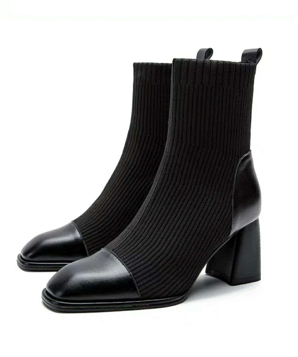 ■商品の特徴ショートブーツ ショート丈 ミドルヒール 合皮 秋冬 ブラック 大人 オルチャン 疲れない おしゃれ 歩きやすい毎年大人気のソックスブーツ登場。ニット素材で足当たりも良く、足が痛くなりにくいのも嬉しいポイント。お出かけが億劫にな...