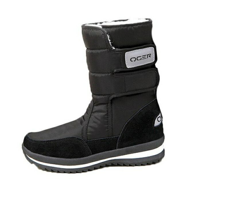 表地：布メイン素材：TPR【防寒】内側には足先までふかふかと触り心地のよいフリースのような素材を起用し、足を優しく包み込むので寒い外気から足を守ります。足を入れた瞬間から暖かさを実感できるボアをつま先まで全面に施し防寒性が格段にアップ。防寒...