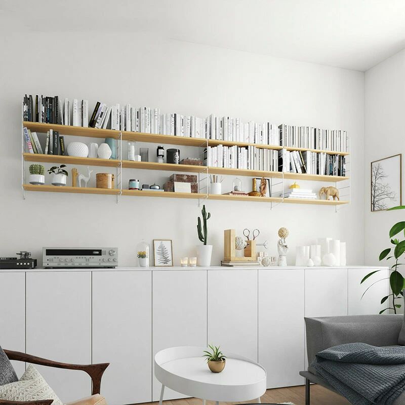 【壁を傷つけず簡単設置！選べる3つの取り付け方法】壁を傷つけることなく、簡単に取り付けられる3つの取り付け方法を備えたウォールシェルフです。粘着フック、無痕ネジ、拡張ネジの3種類の取り付け方法から選べるため、賃貸住宅や、壁に穴を開けたくない...