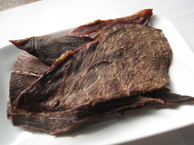 メーカー (有)アルファビジョン 商品内容 わんちゃんの健康を考え、素材を活かし、国内の小さな工場でひとつひとつ丁寧に作りました。 メール便1通に3個入ります 原材料 100％表示 馬肉 成分 粗蛋白質：87.0％以上 粗脂肪：4.0％以上...