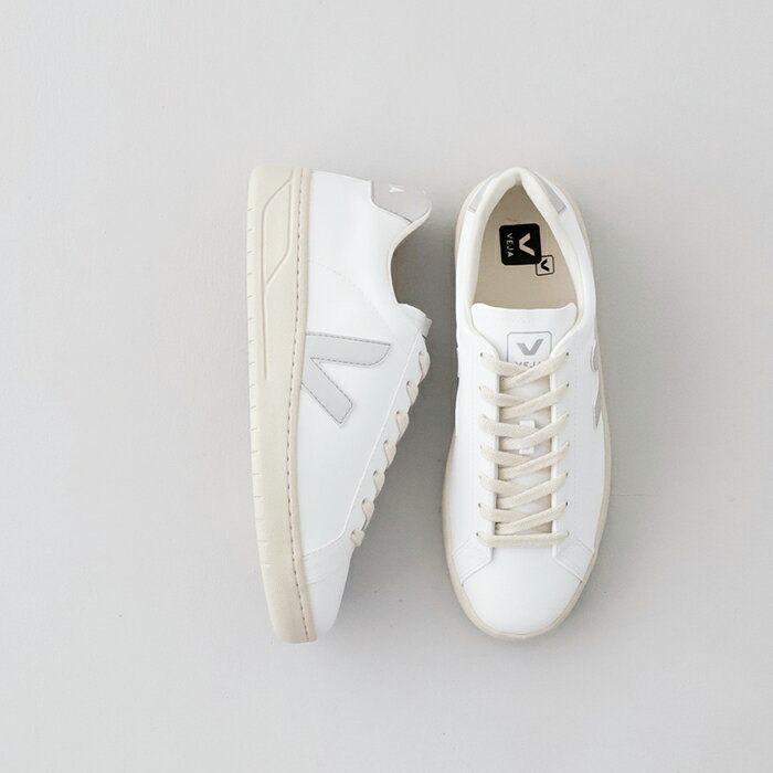 ■注意事項商品在庫を一部、実店舗で共有しております。タイムラグにより、ご注文いただいた商品をご用意できない場合がございます。何卒、ご了承くださいませ。画像はPC環境により実物と色が変わって見える場合があります。 【メーカー希望小売価格はメー...