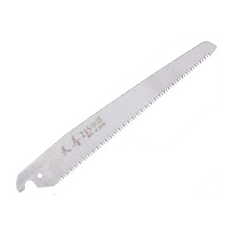 刃渡り：210mm ピッチ：2.8mm 板厚：0.7mm 切り幅：0.9mm ＜使用用途＞ 折込・鞘入鋸共通替刃 ＜特長・効果＞ 天寿替刃は天寿シリーズに全て共通してご使用いただけます。 天寿の刃は目が小さく、9目に1目、たて目が入っており...