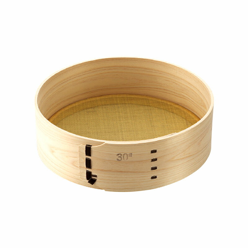 そばの味の奥深さを追い求めてそば打ちを楽しまれている皆様へ、 初心者から上級者までお使いいただける様々な麺打ち道具を、 使う立場にたっての開発を続けています。 挽いたそばの粉をふるうときに使用します微粉をふるうには 小さい目を、荒引きを取る...