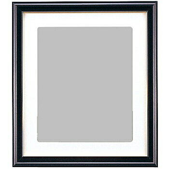 FUJICOLOR 肖像額縁 4切 あふれる気品と風格。肖像写真が映える漆黒の正統派フレーム。■木製(石膏下地塗装)■黒、金線入り■厚手Vカット台紙(1.3mm)■前面板は透明ガラス使用■吊ヒモ、吊り下げ金具付■額縁外寸:416×366mm...