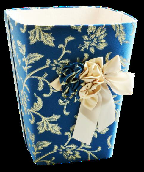 サイズ：縦27.0cm　横26.5cm　高さ29.5cm 材　質：ポリエステル製 ※ 子供が喜びそうな可愛らしいデザインですね！！