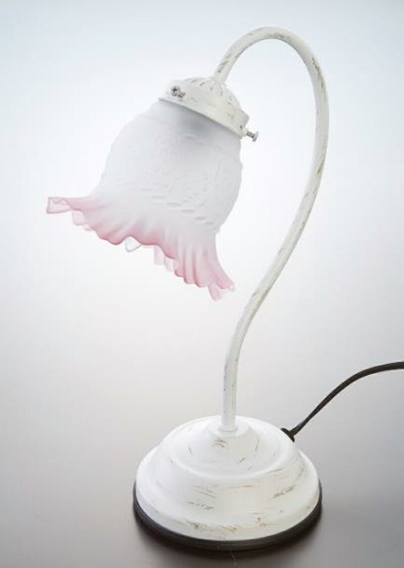 サイズ:縦13.0cm　横23.0cm　高さ33.0cm 3段階タッチセンサー式 ※ フラワーのシェードが遊び心を誘います。