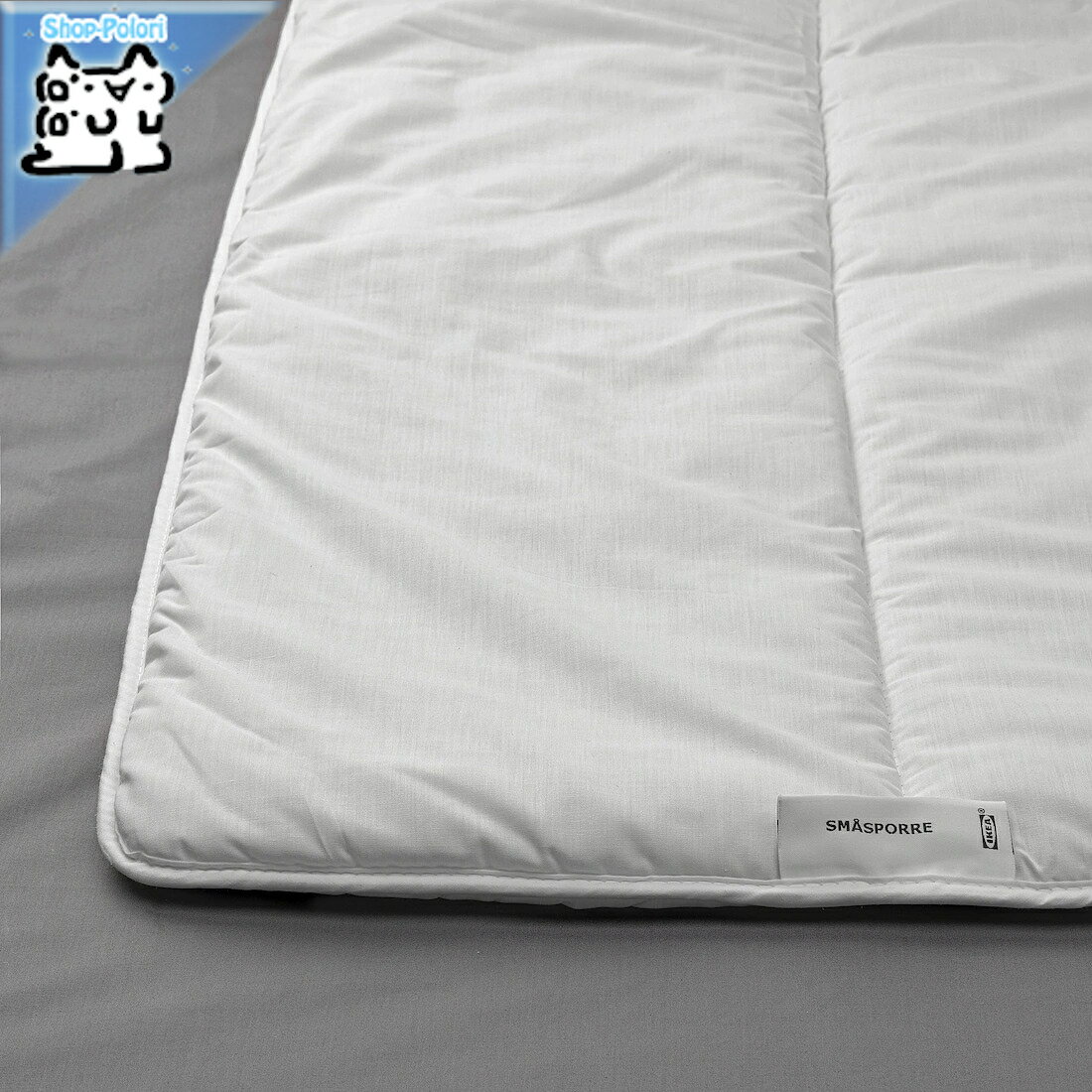【 IKEA - イケア -】SMASPORRE 掛け布団 やや厚手 合成繊維 150x200 cm 見た目も使い心地もふんわり柔らか！ 綿とポリエステルを使用した、快適な寝心地でお手入れも簡単な掛け布団！ ■商品詳細■ ブランド IKEA...