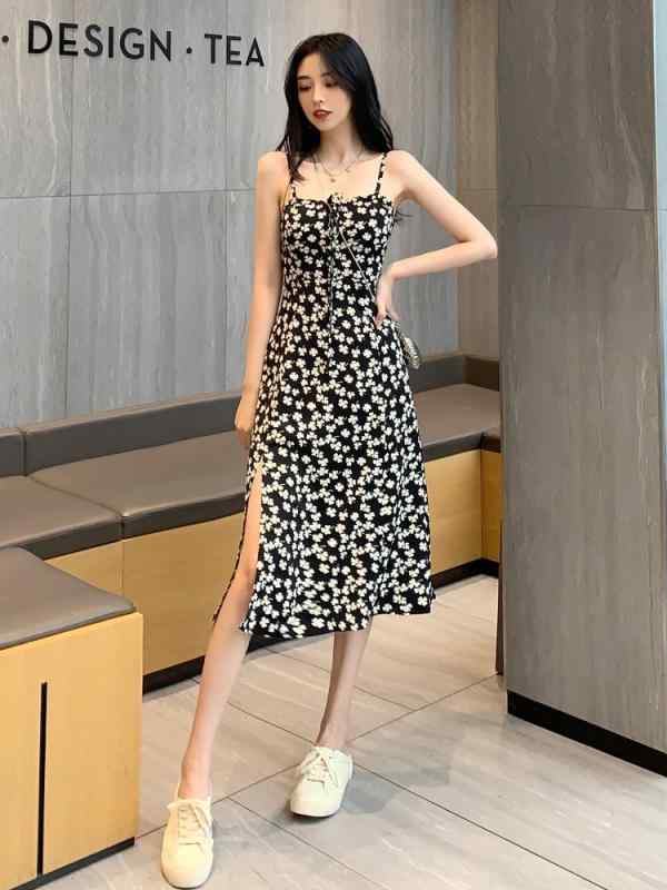 ・スタイル: 文艺复古、中国風・主な素材: PVC 30%以下・カラー展開: 画像色・サイズ展開: S、M、L、XL・袖丈: 七分袖・スカート形状: 吊帯スカート・ネックライン: POLO領・袖タイプ: 無袖・カテゴリ: ワンピース・組み合...