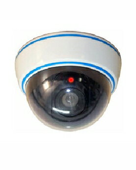 在庫あり。在庫3台限り！特長●電池にてLEDが点滅●天井取付タイプ◆◆仕様◆◆材質：ABS電源：単3アルカリ電池×3（別売）電池寿命：3〜6ヶ月寸法：φ128×90(H)mm重量：約130g付属品：防犯カメラ設置シール