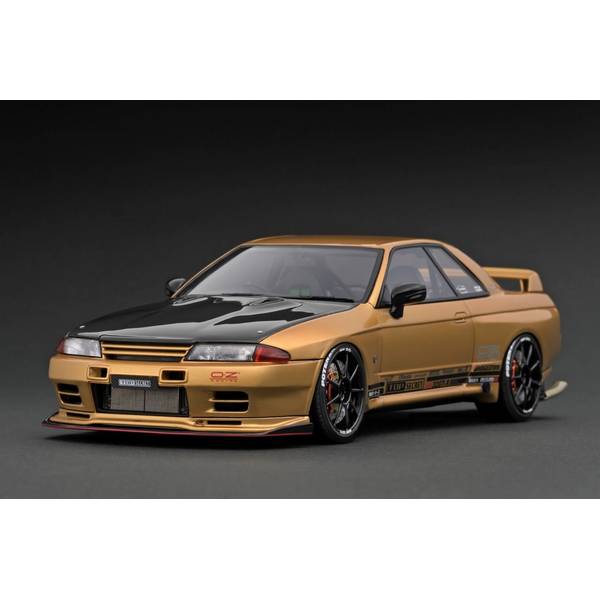 トップシークレットのデモカー「GT-R(VR32)」を1/18スケールレジン素材でモデル化。ボディカラー：ゴールド。トップシークレットのイメージカラー「ロレックスゴールド」を採用したVR32です。OZ Racing challenge HL...
