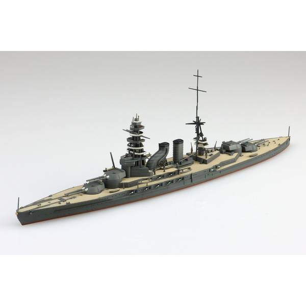 1924年の改装から1936年の近代化改修までの長期間、戦艦「長門」の特徴であった屈曲煙突時の姿を1/700スケールでプラスチックモデルキット化。要点を抑えたパーツ構成で、シンプルで組み立て易く、かつ的確に再現できます。《艦種》戦艦《国籍》...