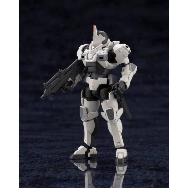 Combat preparation complete. Start your engines.【機体解説】「アーマータイプ：ポーンX1」は「ポーンA1」のBMI機能の強化を図った派生機である。アーマータイプ各種においてはすでに標準装備とな...