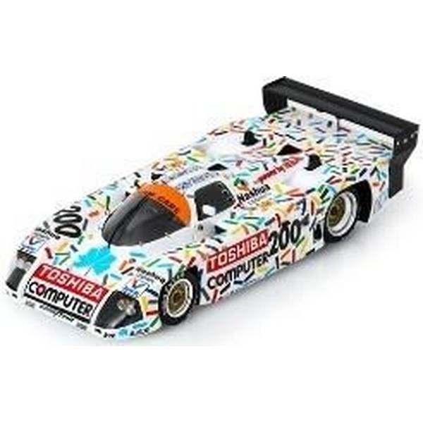 アルゴJM19は、イギリスのコンストラクターであるアルゴ・レーシングカーズが開発製造したプロトタイプレース車両です。さまざまなエンジンが搭載できるよう設計されており、このマシンにはポルシェの3.2リッター水平対向6気筒ユニットが搭載されてい...