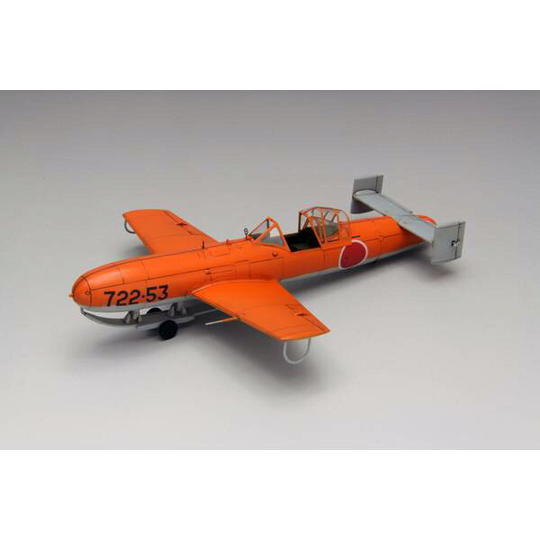 特別攻撃機 桜花の操縦練習用に、桜花一一型を改造した滑空機(グライダー)です。機首の徹甲弾と火薬ロケットを取り外し、代わりに重量バランスを取るための水タンクを設置、また降着用のソリを装備した機体です。★マーキングは3種入り。★桜花一一型とは...