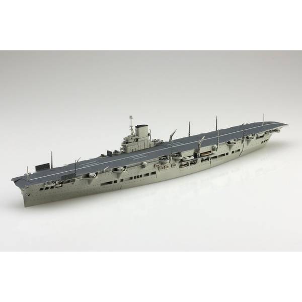 英国海軍において「ハーミーズ」に続き2隻目の近代的空母として就役。ビスマルク追撃戦で活躍した航空母艦「アークロイヤル」を1/700スケールでプラスチックモデルキット化。要点を抑えたパーツ構成で、シンプルで組み立て易く、かつ的確に再現できます...