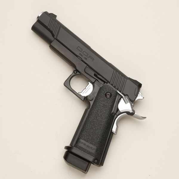 【年齢制限対象商品】ご注文前に必ずお読みください。 ・こちらの商品は青少年育成条例に従い対象外のお客様には一切販売は出来ません。 ・ご注文の前に必ず「年齢制限がある商品の販売条件」をお読みください。種類：ガスガン形態：トイガンメーカー型番：...