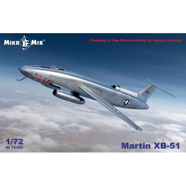 キットにはエッチングパーツ、塗装マスクシールと2種類のデカールが付属しています。完成時には全長約360mm、全幅約225mmとなります。・エルロンと方向舵、昇降舵は別パーツでキャノピーも開閉選択可能です。・尾部エンジンの空気取入口と回転式爆...