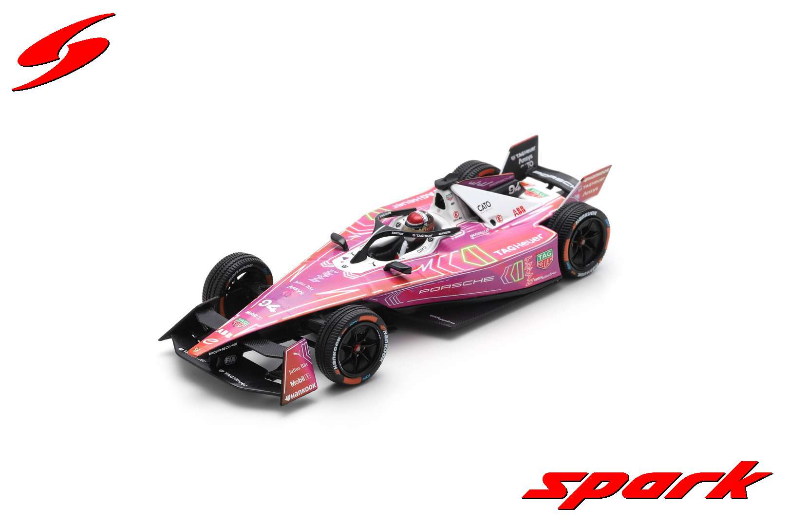 目を引く蛍光ピンクのカラーリングが施されたポルシェ 99X エレクトリックは、東京のネオンサインとストリートアートにインスピレーションを得て、パスカル・ウェーレインとアントニオ・フェリックス・ダ・コスタによってフォーミュラE 東京 E-Pr...