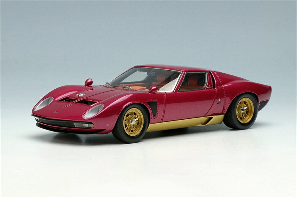 ランボルギーニ・イオタシリーズはランボルギーニの技術者だったボブ ウォレスにより1台だけ製作されたテスト車両が始まりでした。一部の特別な顧客は、主にミウラ P400SVをベースにイオタのアピアランス、スペックを備えたスペシャルモデルをオーダ...